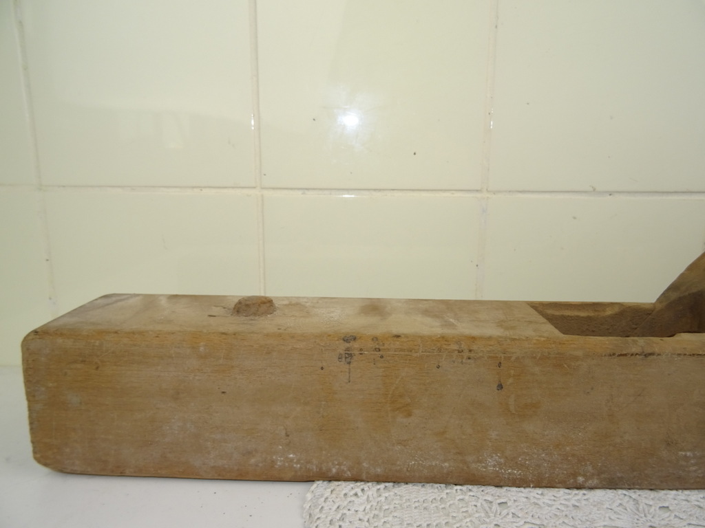 Enorme antieke houtschaaf - Curiosa en Kunst.nl