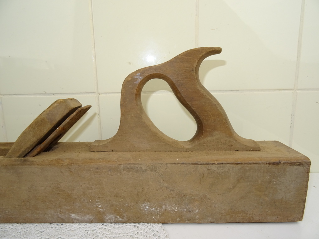 Enorme antieke houtschaaf - Curiosa en Kunst.nl