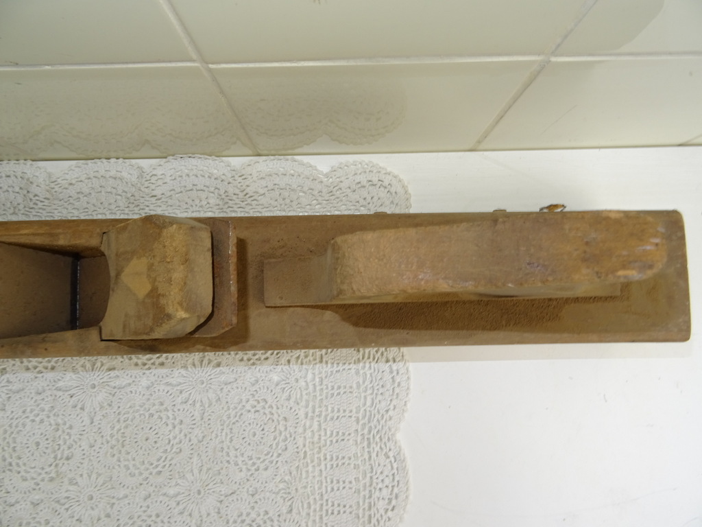 Enorme antieke houtschaaf - Curiosa en Kunst.nl