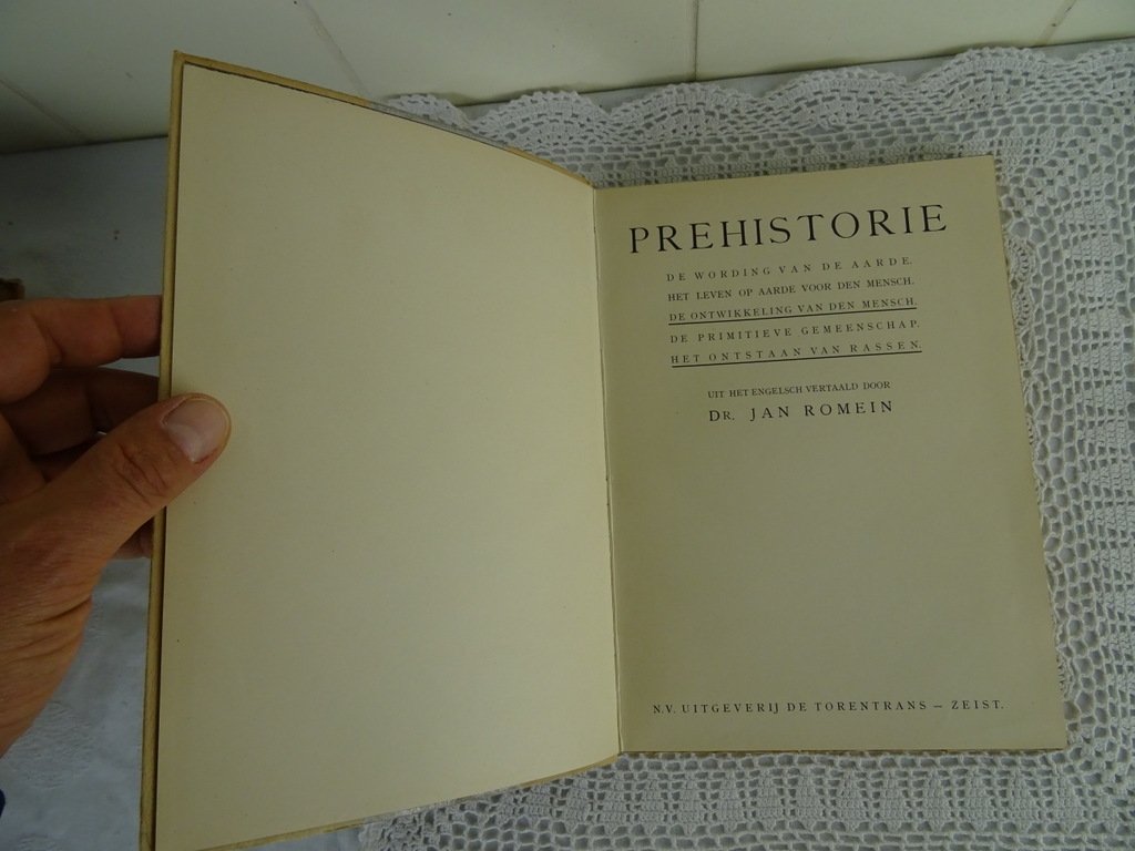 Antiek lesboek Prehistorie vertaald door Jan Romein - Curiosa en Kunst.nl