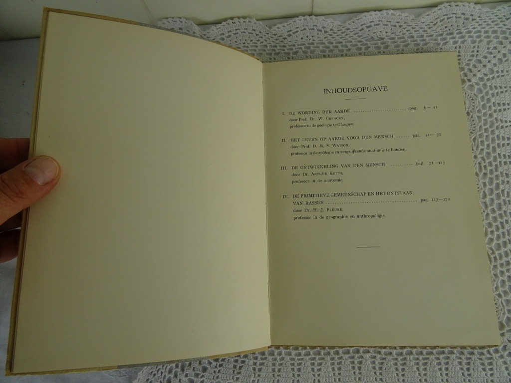 Antiek lesboek Prehistorie vertaald door Jan Romein - Curiosa en Kunst.nl