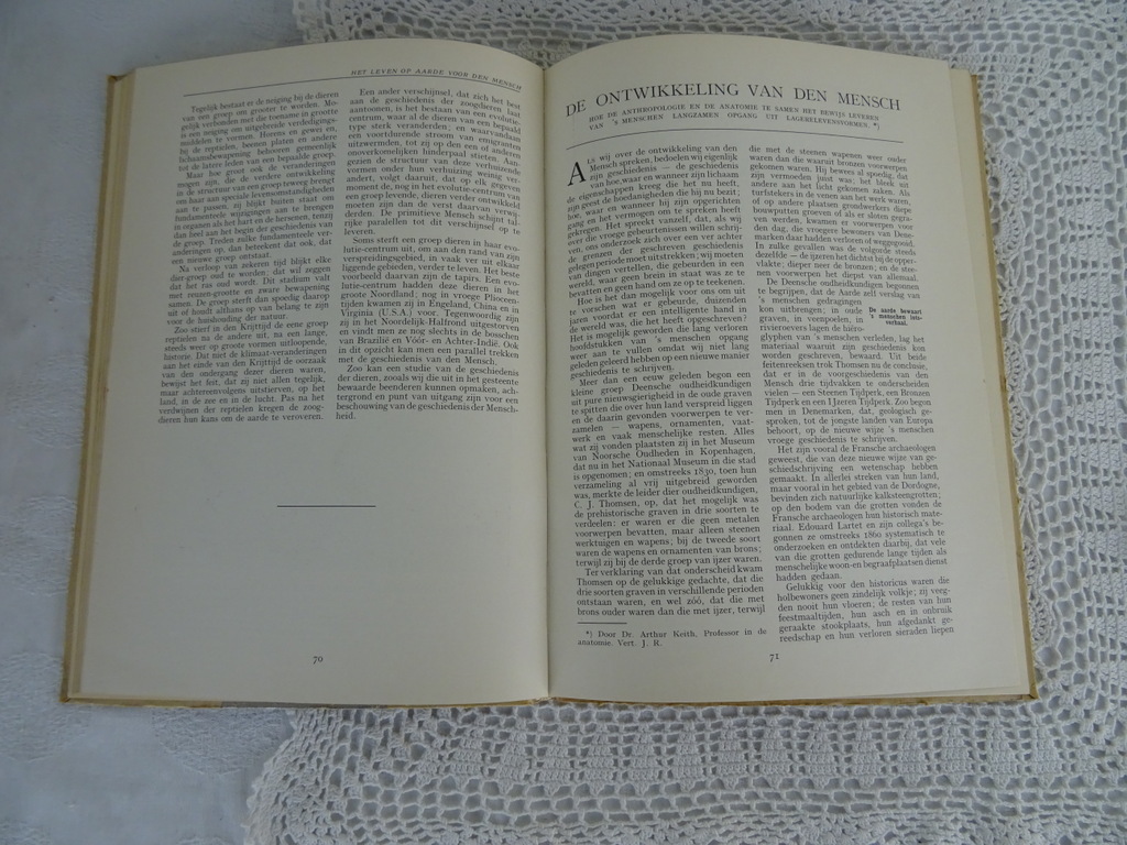 Antiek lesboek Prehistorie vertaald door Jan Romein - Curiosa en Kunst.nl