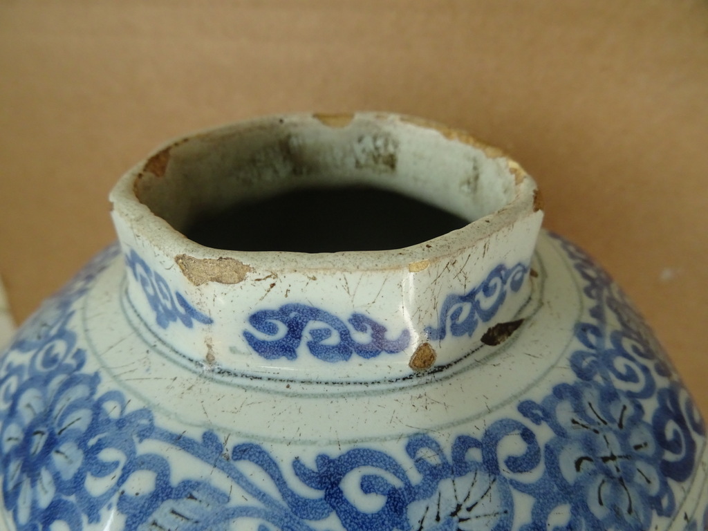 Antieke 18e-eeuwse Delfts blauwe vaas - Curiosa en Kunst.nl
